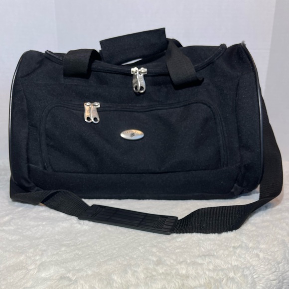 Travel Plus | Bags | Travel Plus Carry On Bag In Black | Poshmark
